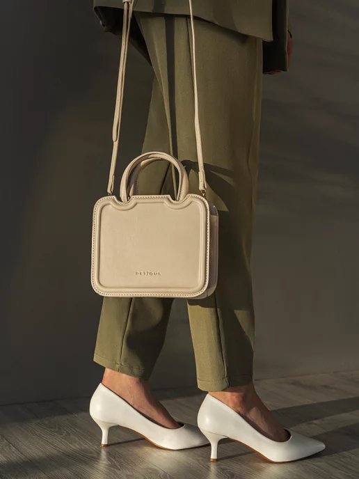 Wildberries — интернет-магазин модной одежды, обуви и аксессуаров